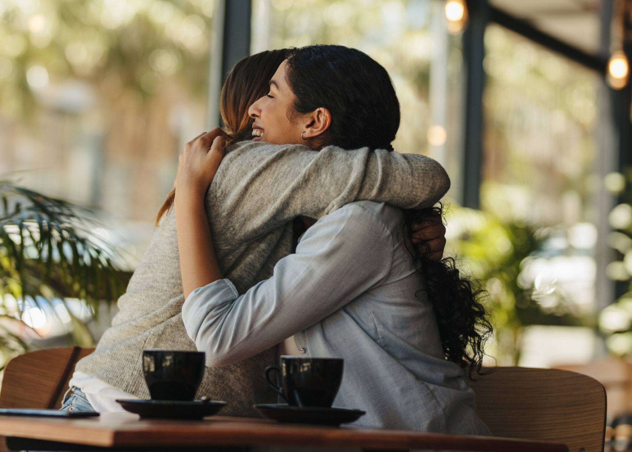 Set Apart – FOR EVERY WOMAN RETURNING TO CHRIST-CENTERED FEMININITY